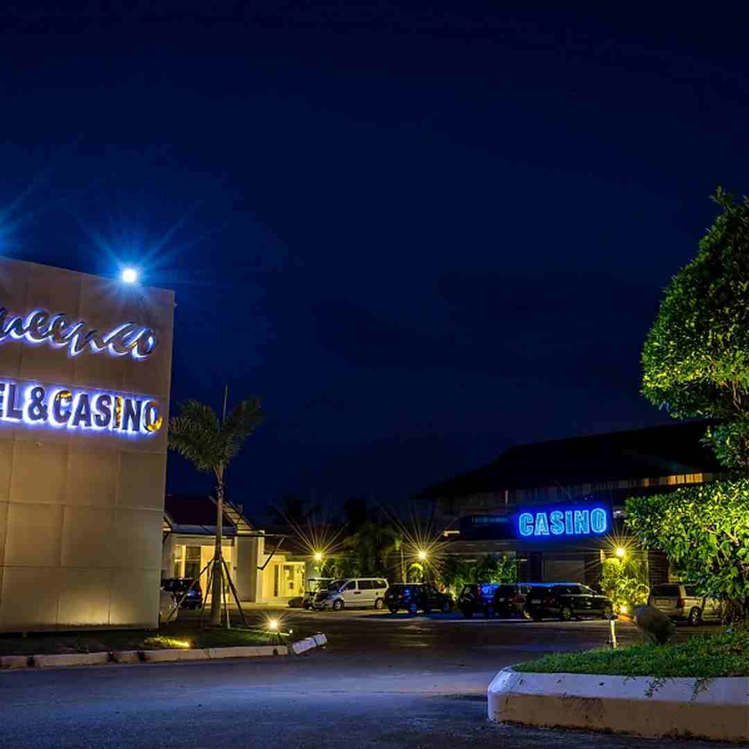 Queenco Hotel and Casino - Tổng hợp thông tin cần biết